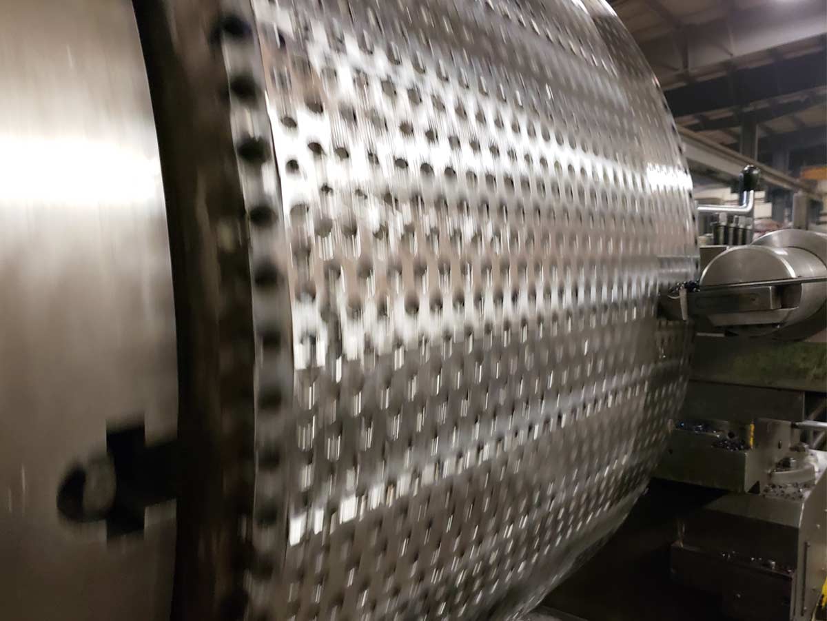 Crusher Roll on 67 Inch Big Swing Lathe – Gemini Machine Works